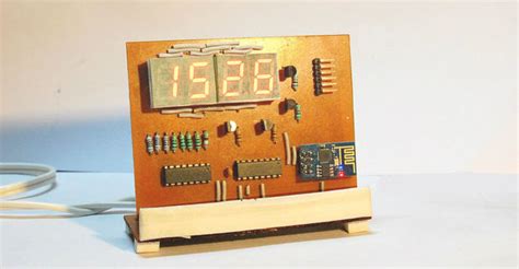 ESP Desktop Clock WiFi Synchronised Electronics Lab Com