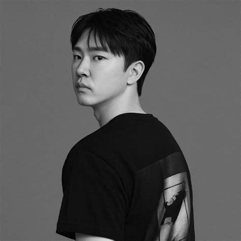 지웅 Analogjw On Threads