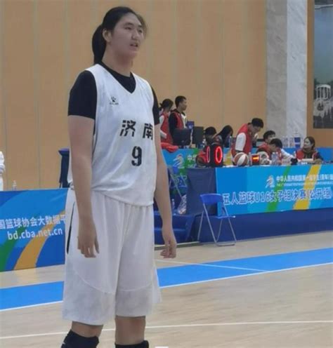 女姚明！2米28张子宇学青会半决赛爆砍3511，名记：她将入选女篮集训腾讯新闻