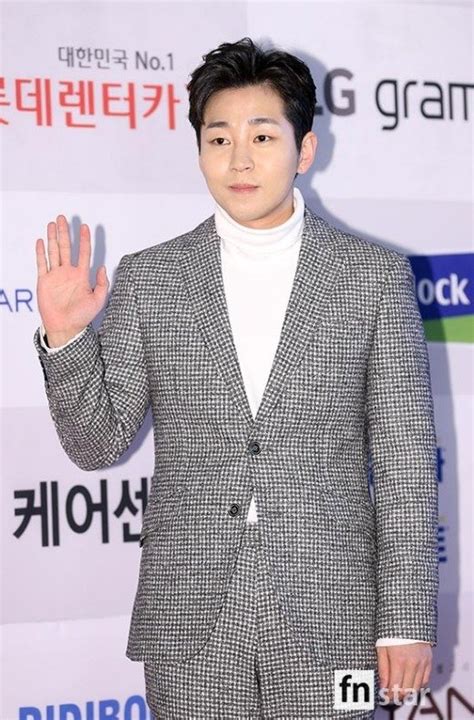 포토 딘딘 떠오르는 예능 샛별 헉스