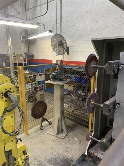 Fanuc M 16IB 20 Robot 2005 Revelation Machinery