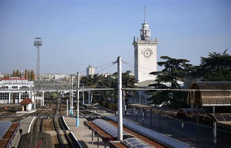 Ночью в Симферополе выпал дождь с песком утром машины покрылись налетом Лента новостей Крыма