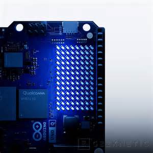 Qualcomm Y Arduino Presentan El Uno Q Una Placa Con Procesador Dragonwing De Doble Cerebro