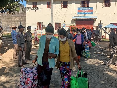 ဘူးသီးတောင်အကျဥ်းထောင်မှ နိုင်ငံတော်လွတ်ငြိမ်းသက်သာခွင့်ဖြင့် အကျဉ်းသား အကျဉ်းသူ ၄၈ ဦး လွတ်င