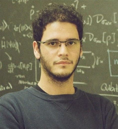 Rodrigo Silva Medium