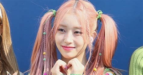 [포토] 스테이씨 수민 양갈래 머리가 예쁨 인형