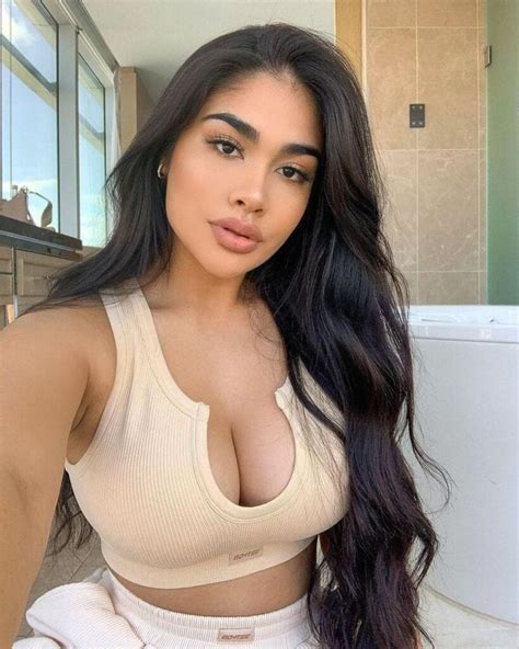 Find Mexican Mail Order Brides For Marriage In 2025