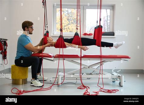 Hanging Loop System Hi Res Stock Photography And Images Alamy