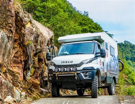 越野房车 四驱房车 速腾旅美房车