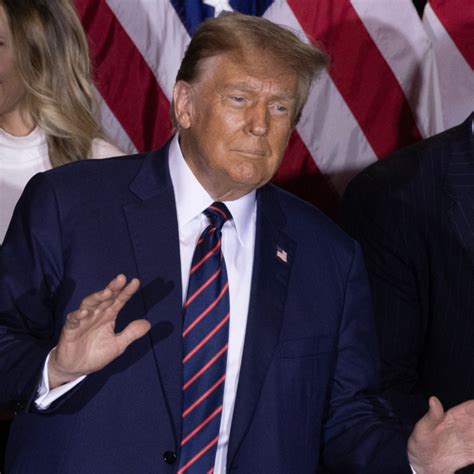 Дали Доналд Трамп ја „утнал“ пудрата Градска редакција