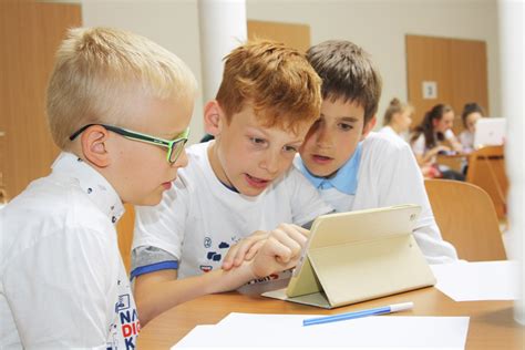 Indul A Negyedik Nagy Digitális Kaland E Volution Digitalhungary Ahol A Két Világ