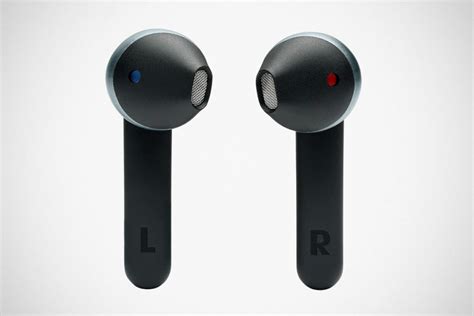JBLs Latest True Wireless TUNE TWS Has Awkward Stem Too
