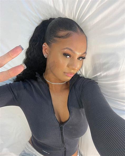 18 And A Trans Female 🌸 Rtransgoddesses