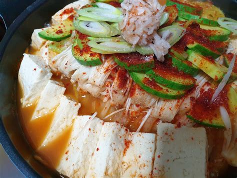 삼겹살두부김치전골