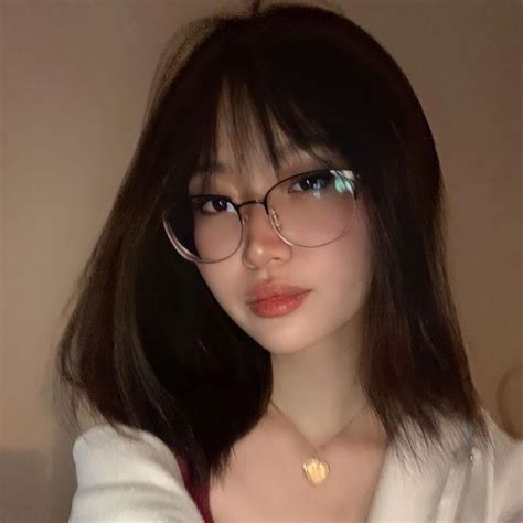 Prety Girl Cute Glasses Girls With Glasses Cut My Hair Hair Cuts Long Hairstyles Hairstyle