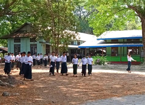 အင်္ဂပူမြို့နယ်တွင် ၂၀၂၂ခုနှစ်၊ တက္ကသိုလ်ဝင်တန်းစာမေးပွဲ သတ္တမနေ့ ပထဝီဝင် ဘာသာရပ်ကို ဆက်လက်ဖ