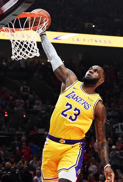 Nba》詹皇回來了 今日首次參加全場五打五訓練 自由體育