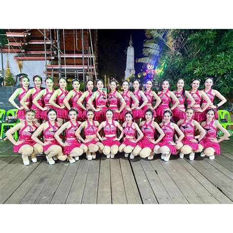 รำวงย้อนยุค คณะขวัญใจตาลกง เพชรบุรี สาวรำวง เพชรบุรี รำวงเพชรบุรี รำวงเพชรบุรีบ้านเรา By