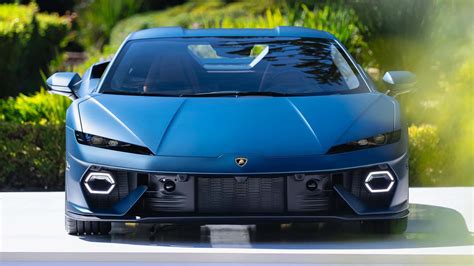 Un Moteur Mercedes Quipe La Derni Re Supercar De Lamborghini