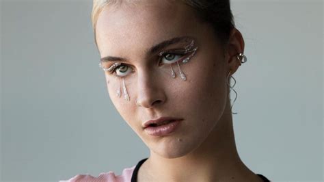 Eurovision Song Contest Chi è Diljá Cantante Islanda Età Fidanzato E