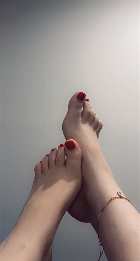 Worship My Feet Fun With Feet