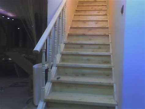 Дървени стъпала стълби Строителни материали София Мебели Масив Masiv Bg E дърводелск