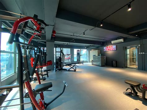 健身房地點 Lean Fitness 專業私人健身教練團隊
