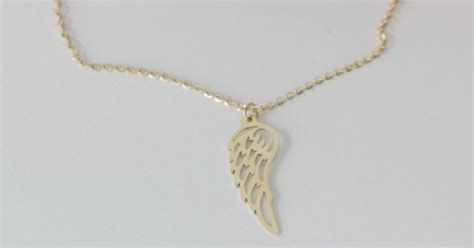 Lantisor Cu Model Aripa De Inger Aur Galben Alb Sau Roze 14k