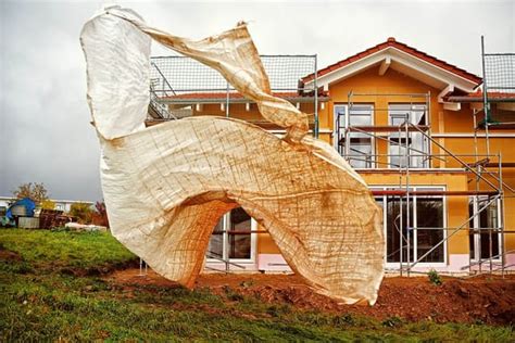 Working Safely In High Winds Bsg