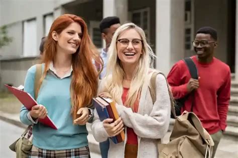 7 Strategi Dapatkan Karyawan Berkualitas Lewat Campus Hiring