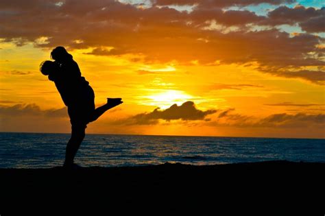 35 Frases Románticas Para Expresar Tu Amor Más Profundo