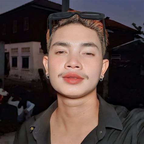 Ah Plab សម្ដែង