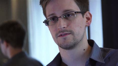 Едуард Сноудън може сам да реши докога да остане в Русия Новини бг