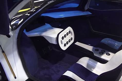 Devel Sixteen 5 000 Hp Hypercar Concept To Dubai Motor Show