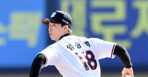 ‘첫 Ks 4이닝 3실점 엄상백 3~4회 삼자범퇴는 좋았는데1회 피홈런에 울었다 Ks4