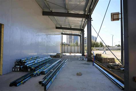 Зөвшөөрөлгүй барилгын ажил эхлүүлсэн зөрчлийг арилгуулж байна