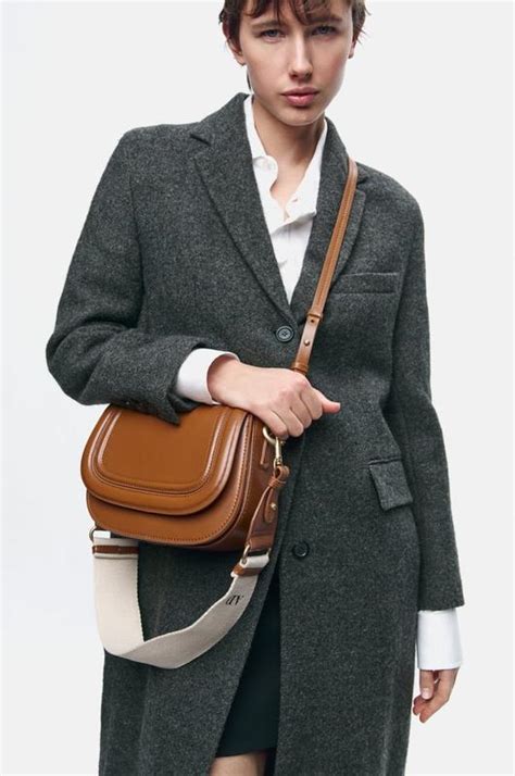 Сумка через плечо Zara — цена 1680 грн в каталоге Сумки Купить аксессуары по доступной цене на