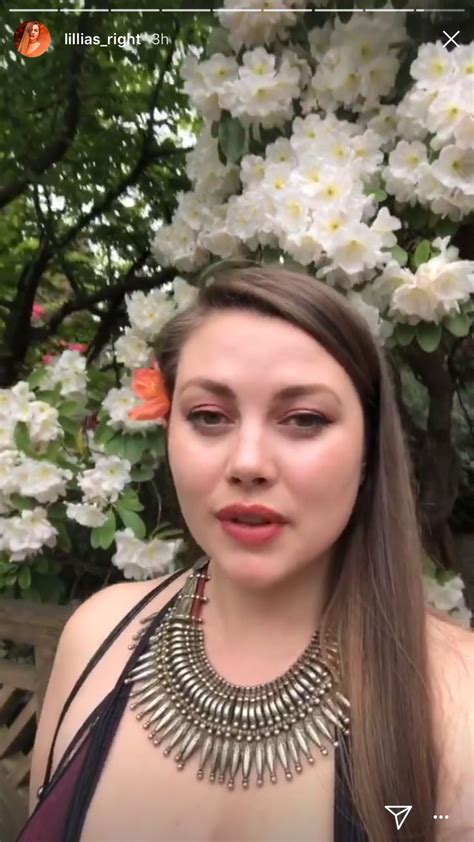 Lillias Right Statement Necklace Model Crown Jewelry