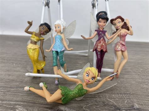 Tinkerbell And Periwinkle Sparkling Wings Tinkerbell And Periwinkle Sparkling Wings