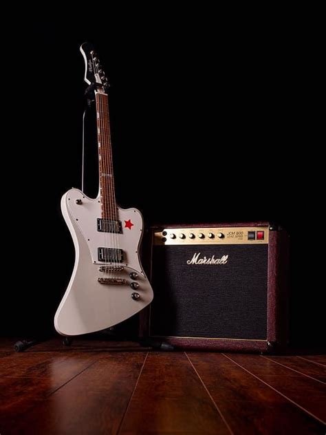 Prestige Todd Kerns Signature Model Vintage White Reverb Todd Kerns Instrumentos Musicais