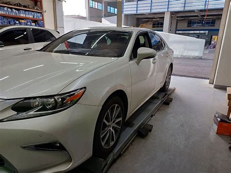 렉서스es 자동차 운전석 차 문 잠금장치 작동 안됨 렉서스es 차 문이 잠기지도 않고 열리지도 않음렉서스es 자동차 문 잠금장치 도어록 고장 수리렉서스 차 문 잠금장치