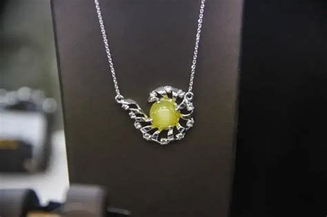 Как украсить дом к Новому году и не разориться Ответ дизайнера новости украшение квартиры