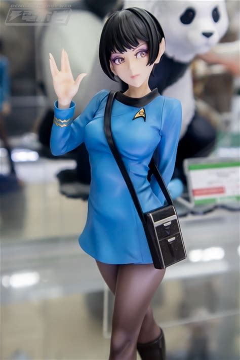 あみあみ秋葉原ラジオ会館店展示中的手办新品原型