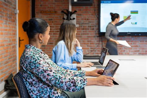 Streamline Articles And Biography Entrepreneur