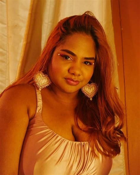 Marinna Shareef Takes Audience Into Her Inner World Trinidad And