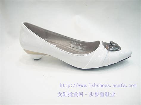 低跟女鞋A508 广州步步皇鞋业有限公司