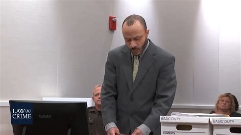 Darrell Brooks Flipping Out When The Prosecution Reveals He Is A Sex