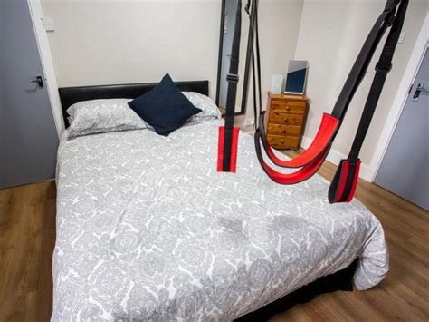 How To Use A Sex Swing Without Pulling Any Muscles Cafenolany