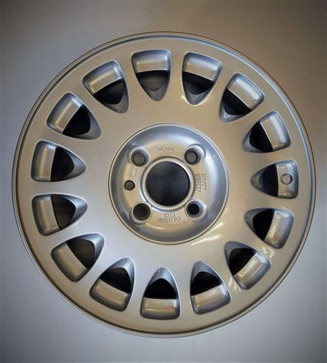 Saab Sunbust Wheel In 15 For Saab 900 1987 Rbm Saab Parts