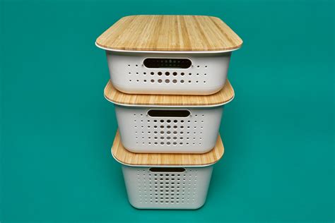 Reusing Plastic Containers In Fashion